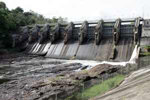 Realizarán limpieza al embalse Carraízo | Noticias Univision Planeta ...