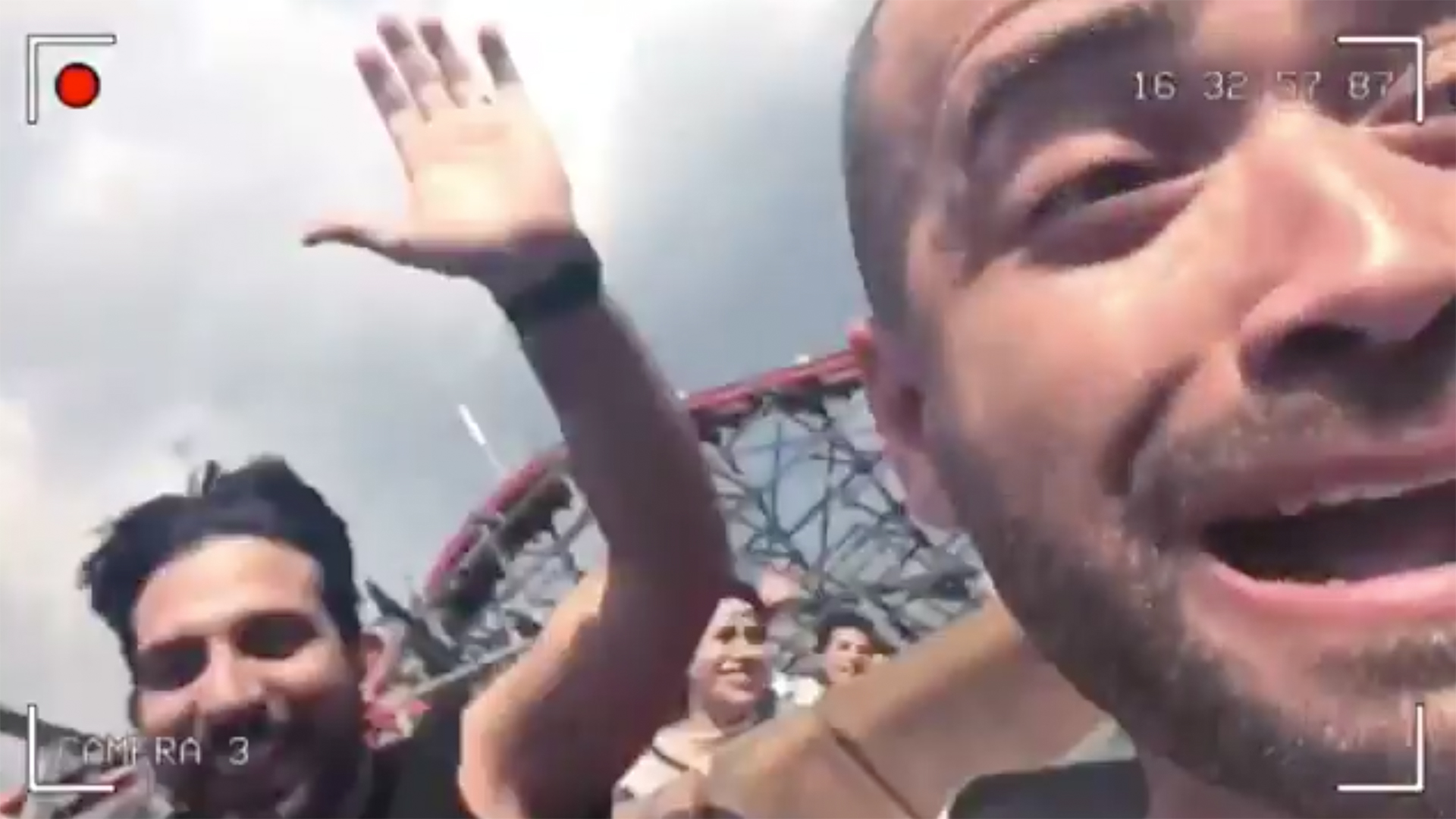 Qué necesidad hay de esto?!”: mira a Nacho aterrado en una montaña rusa ...