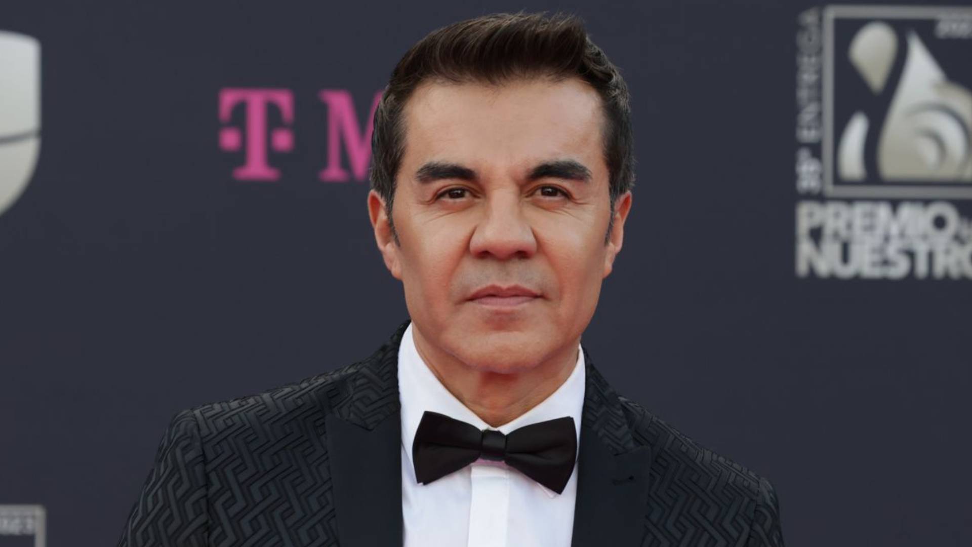 Adrián Uribe cambia de carrera: así anunció su incursión en la política ...