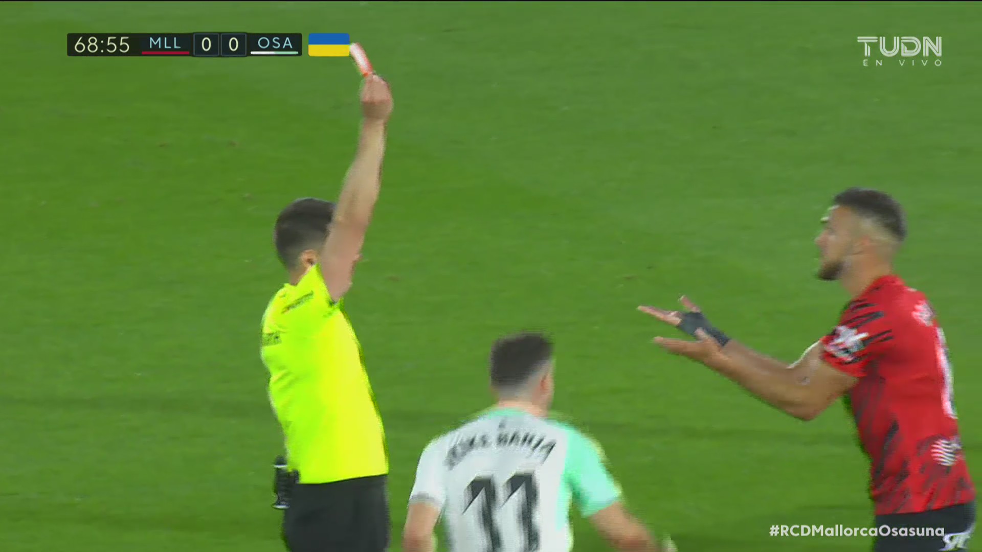 ¡Váyase de aquí! José Copete se gana la roja y deja con 10 al Mallorca ...