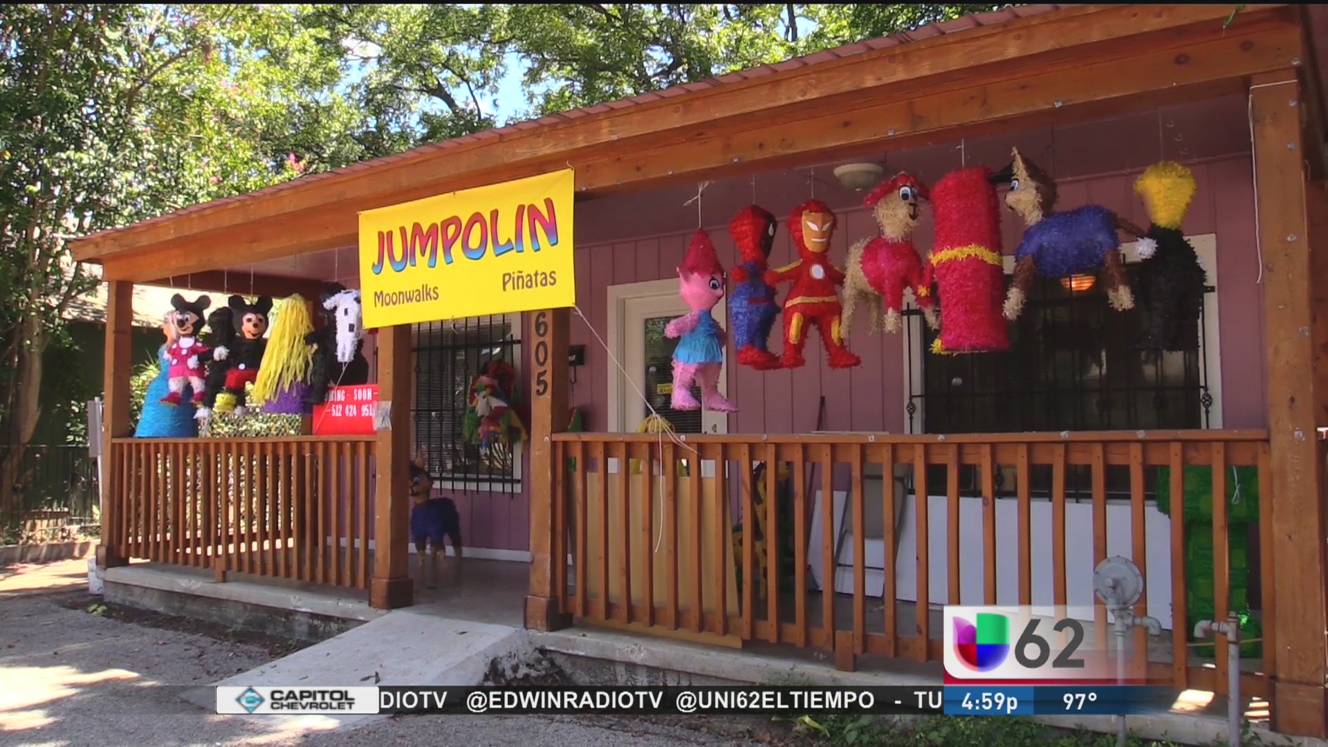 "No estamos derrotados", tienda de piñatas Jumpolin cierra sus puertas ...