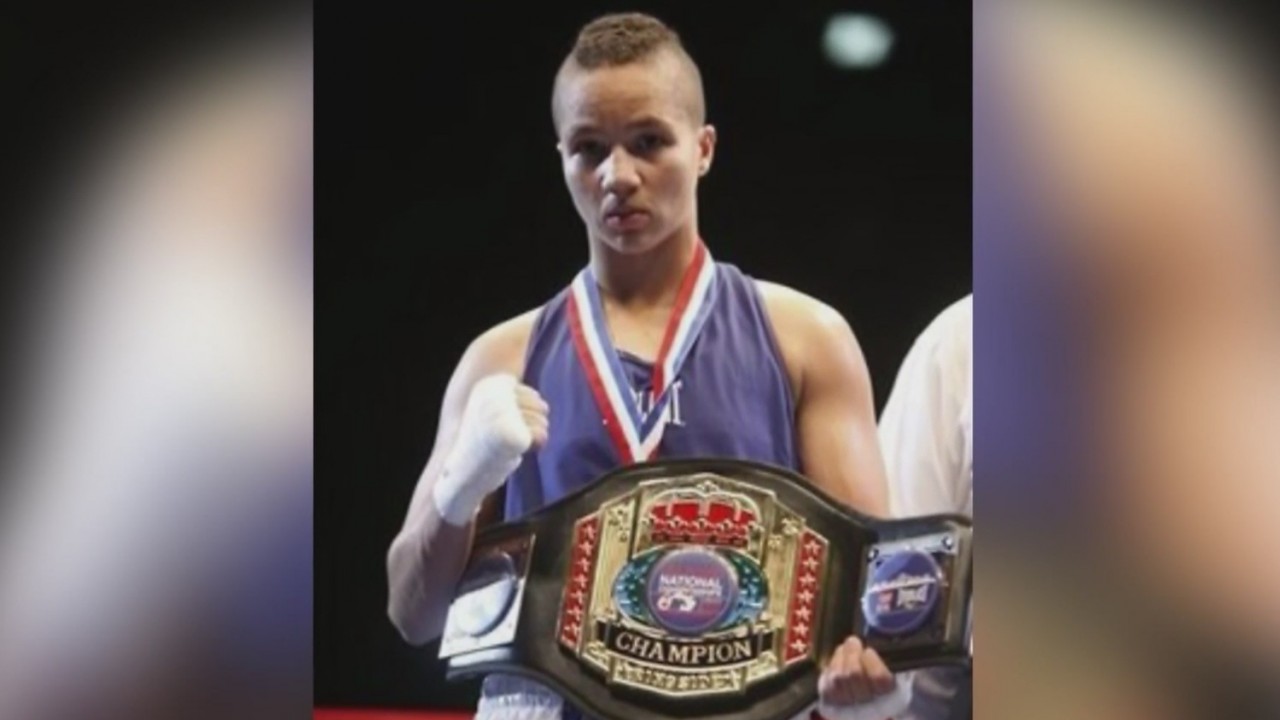 Pat Manuel, el primer boxeador transgénero masculino que compite ...