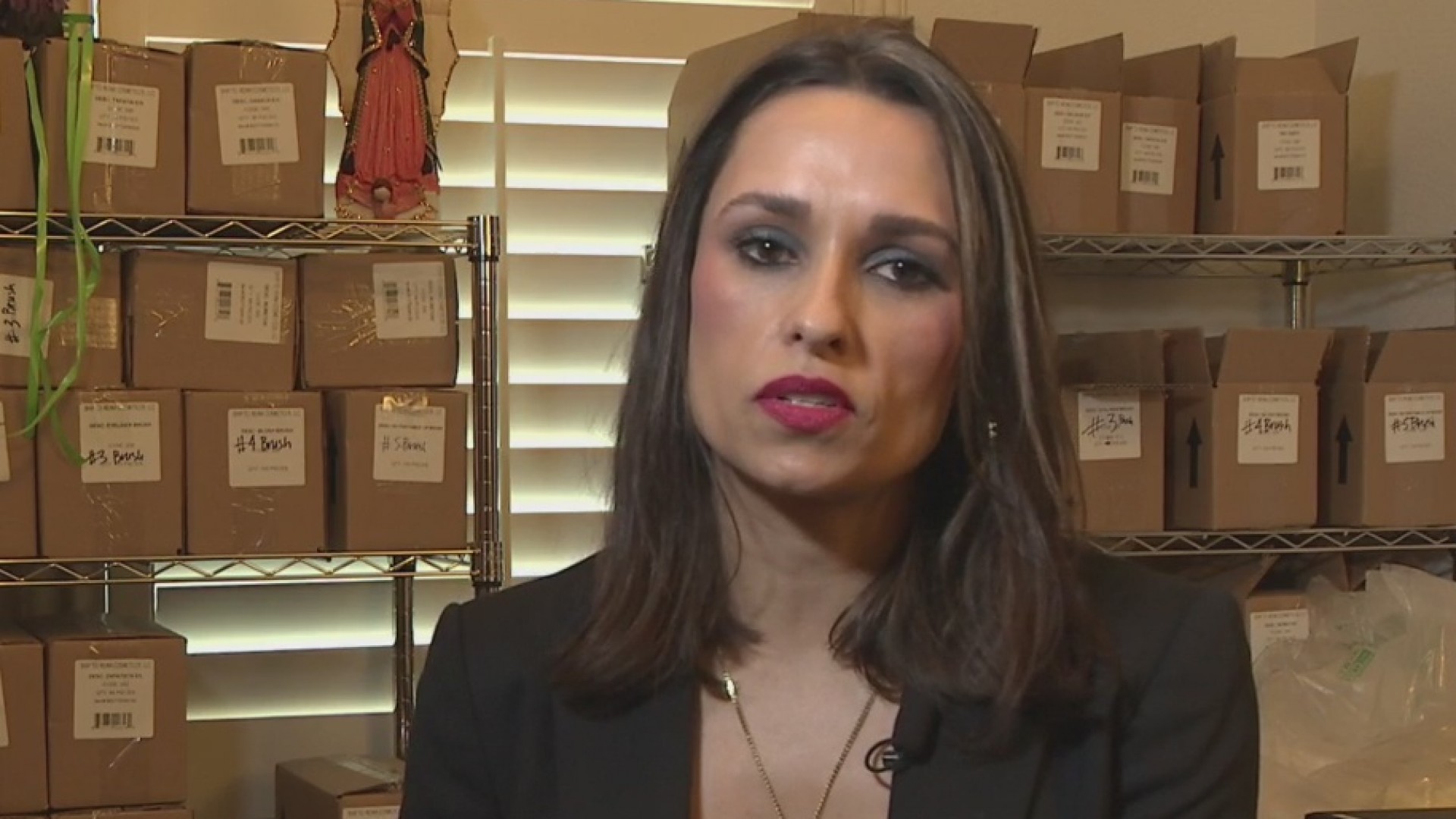 Dejó su profesión como abogada para crear un línea de cosméticos ...