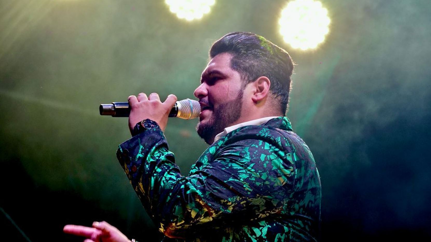 ¿Isaac Salas busca cambiar de lugar en La Adictiva? | Shows Bandamax Bandanews | Bandamax