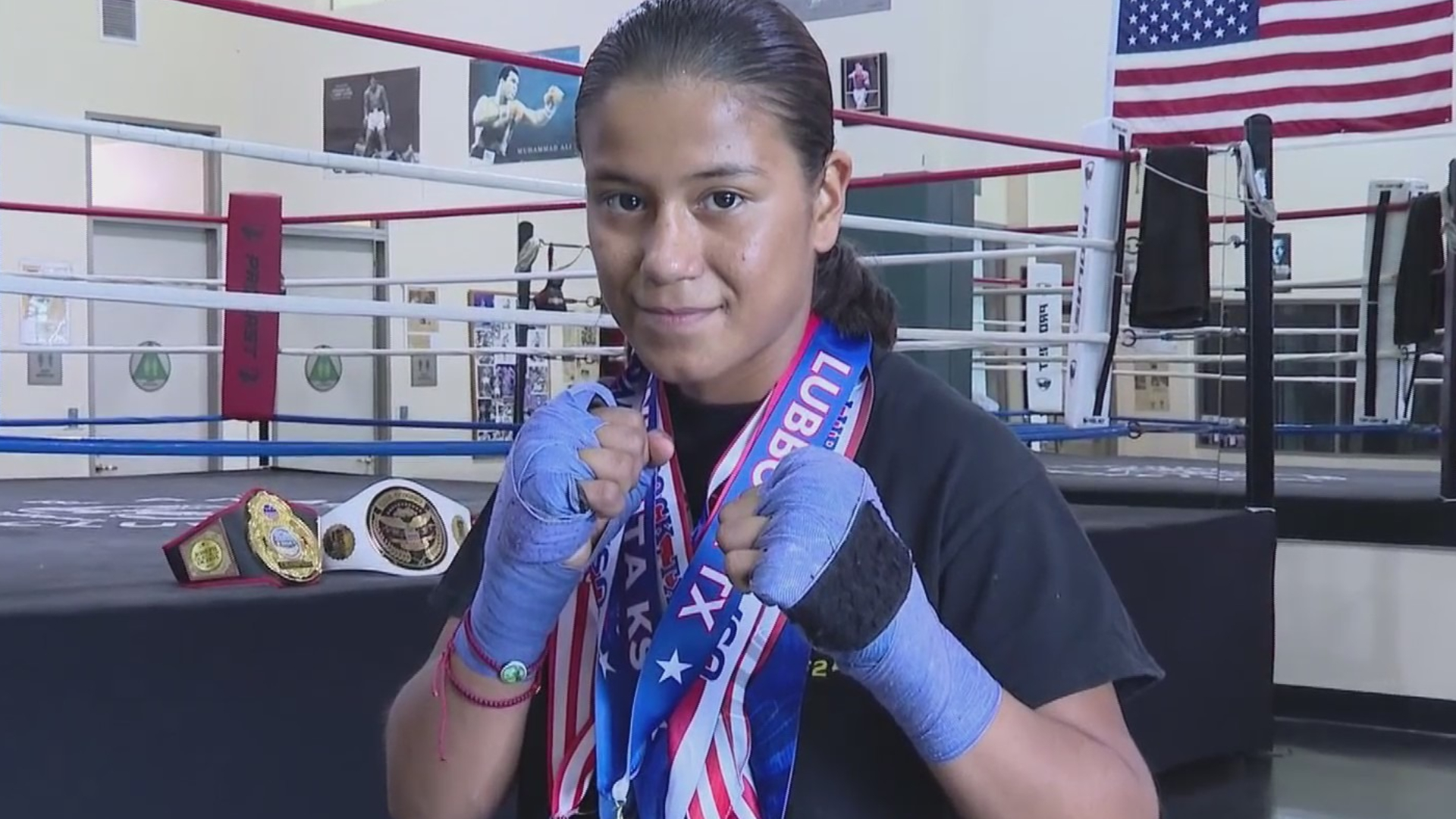 Esta hispana de 14 años es la promesa del futuro del boxeo | Video ...