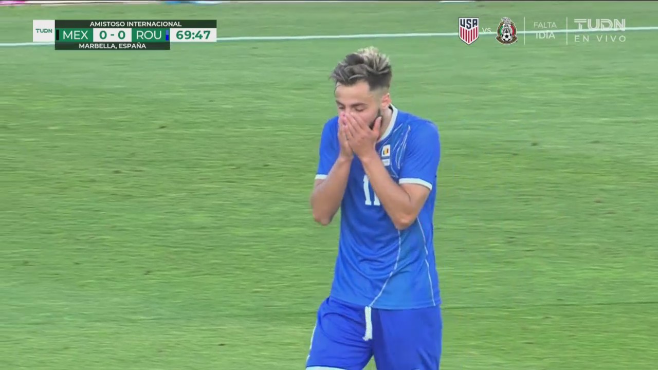 ¡Perdona a México! Andrei Ciobanu manda a la grada su tiro libre ...