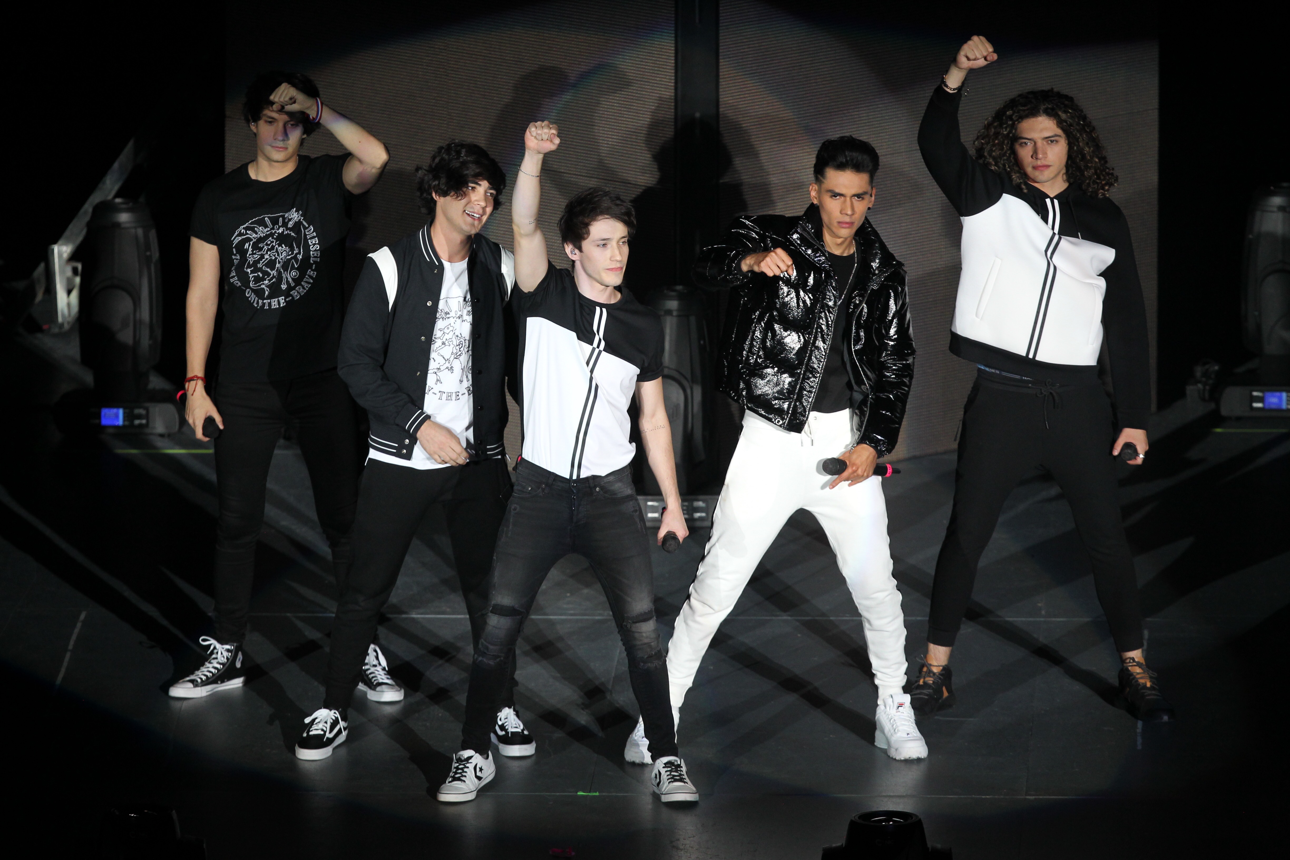 CD9 enamora en su regreso al Auditorio Nacional en concierto... ¡checa las fotos! | Las ...