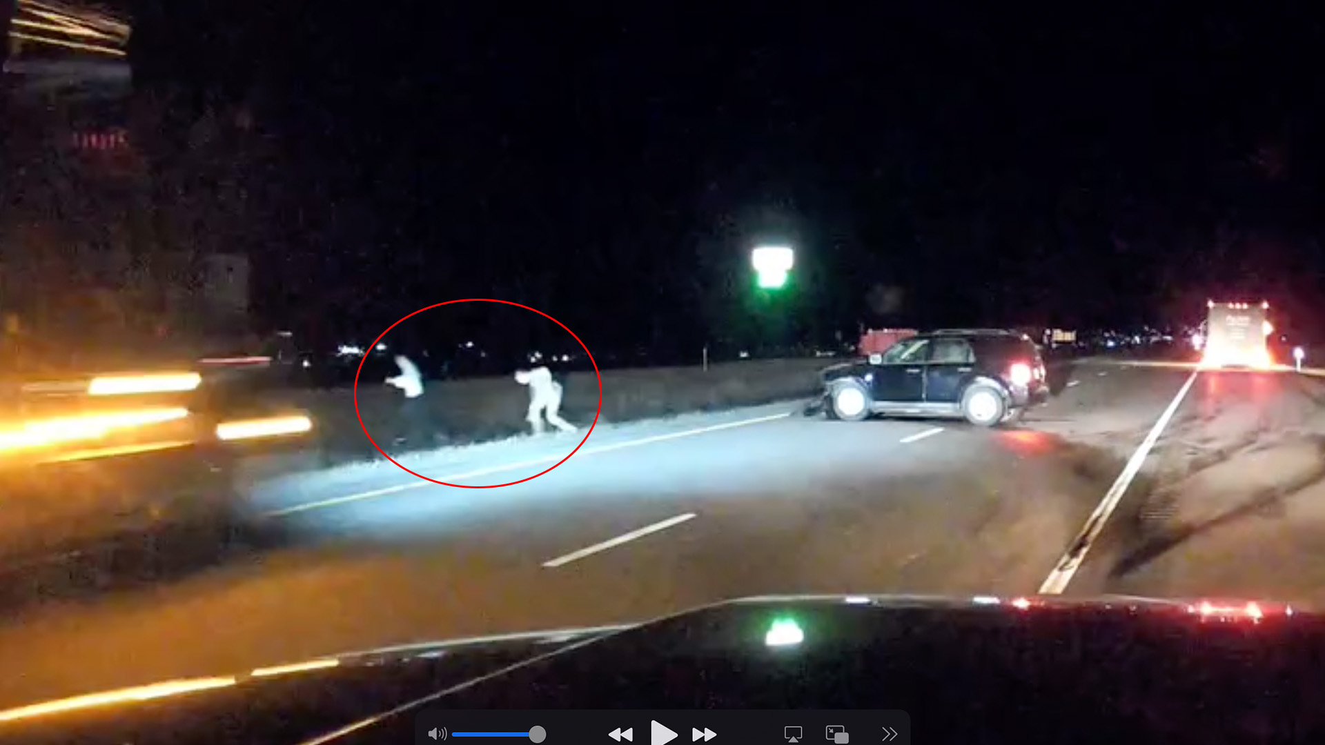 Se salvan de ser arrollados por un camión en Utah | Video | Univision ...