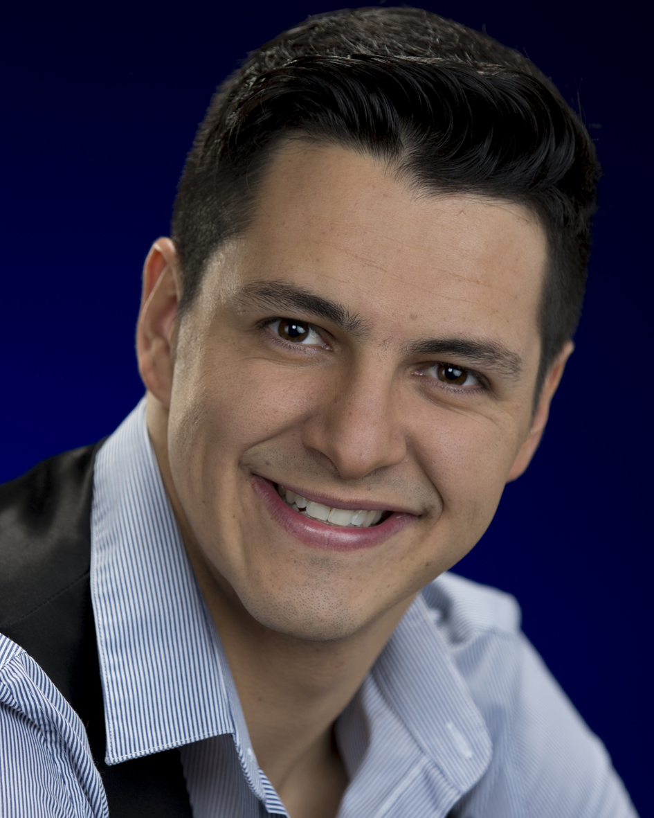 Carlos Gatica | Las Estrellas Home Egresados | Las Estrellas