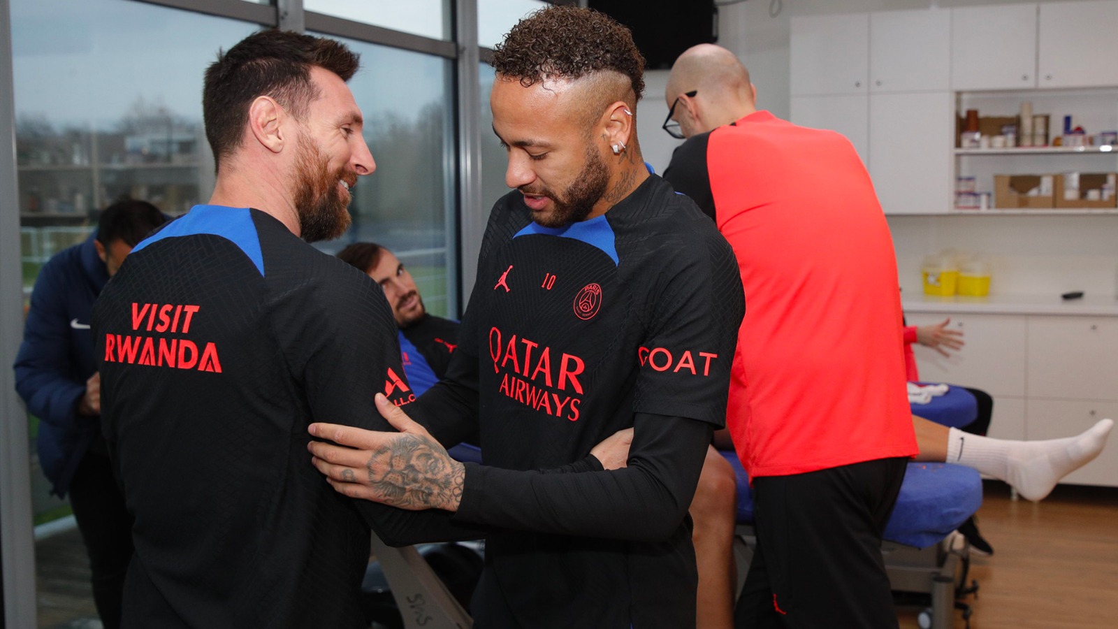 Lionel Messi volvió a entrenarse con el PSG tras el título en el ... Lionel Messi volvió a entrenarse con el PSG tras el título en el ...