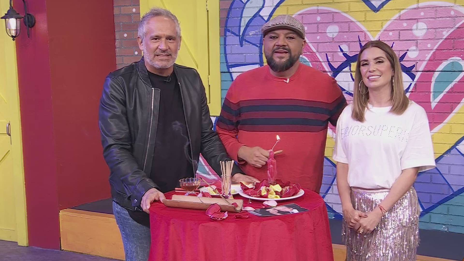 Arath de la Torre hizo el ritual para fortalecer el amor y tener ...