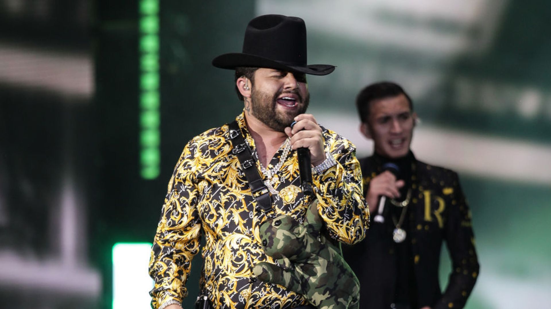 Luis R Conriquez nos platica todos los detalles de su nuevo álbum ...