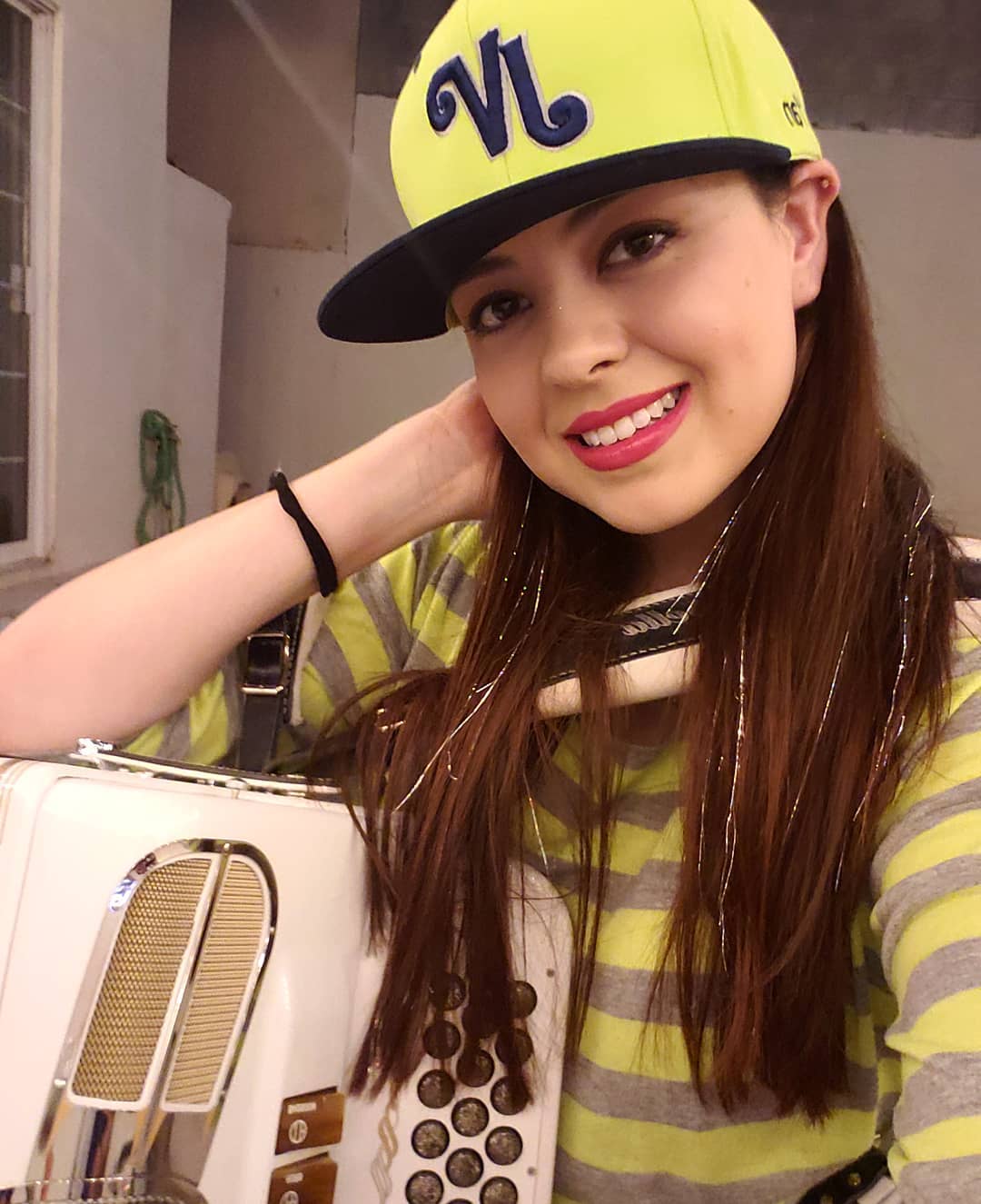 Janeth Valenzuela anuncia el próximo estreno de su sencillo 'Travesuras ...