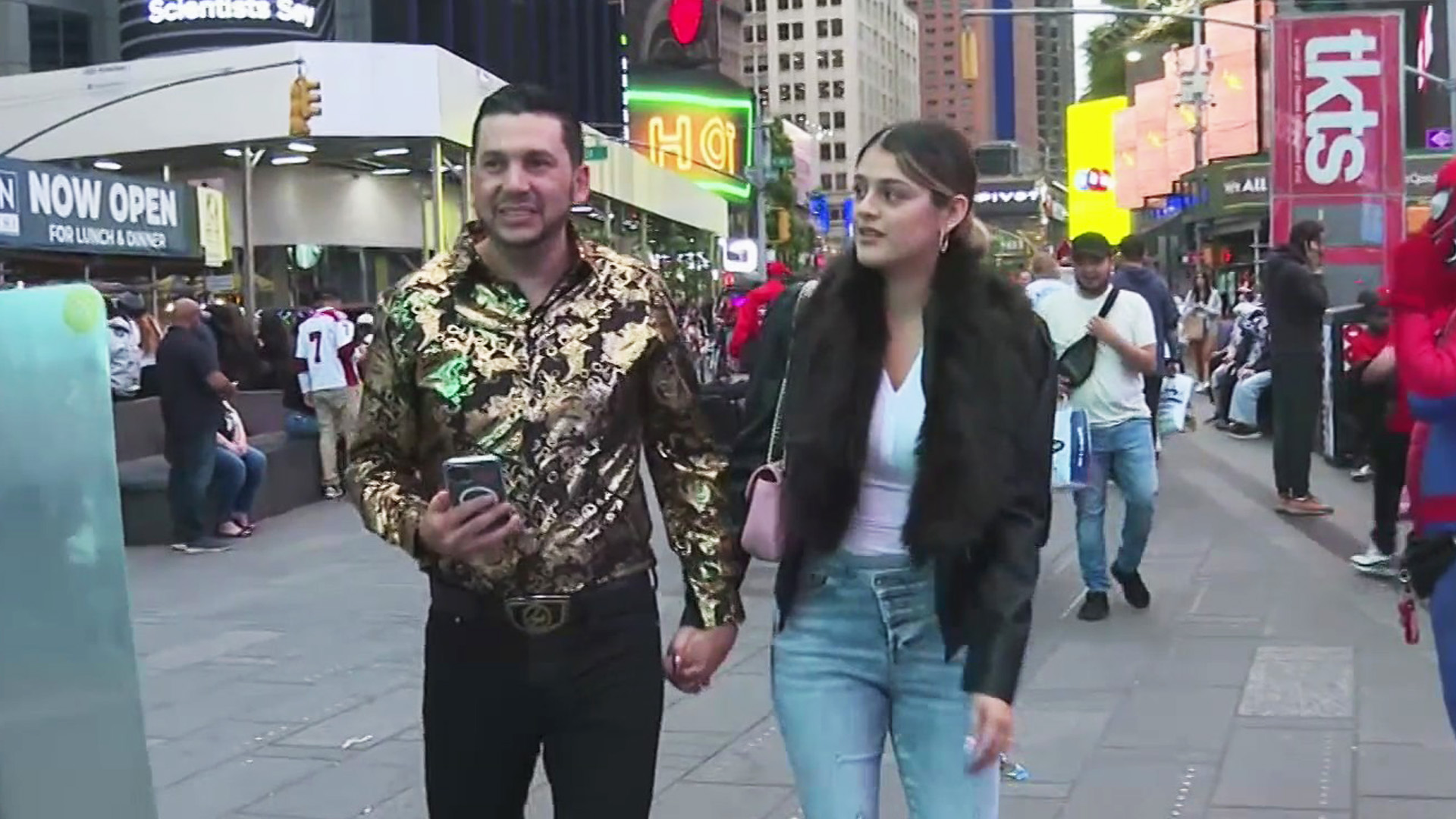 Luis Ángel 'El Flaco' presenta a su prometida frente a las cámaras de El Gordo y La Flaca ...