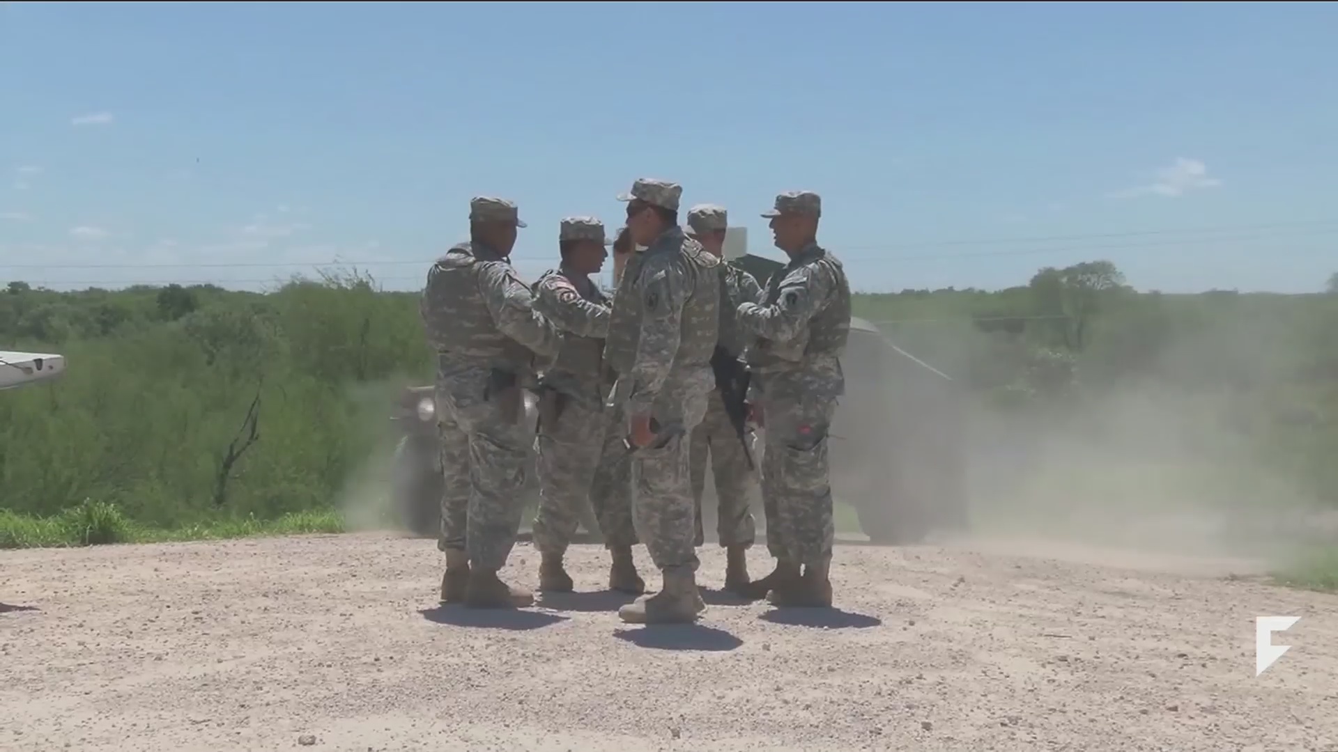 US military tasked with protecting border agents | Noticias Univision ...