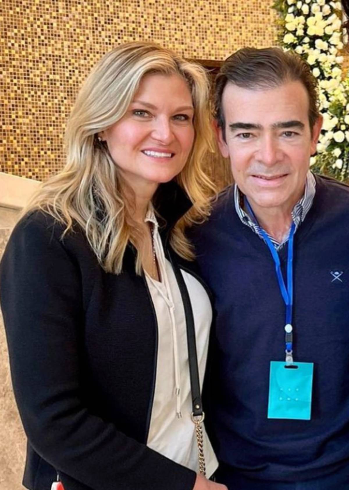 Toño Mauri y Carla Alemán celebran 30 años de casados | Shows Canal U ...