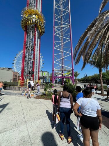 Orlando Slingshot desmantelará la atracción FreeFall de ICON Park donde ...