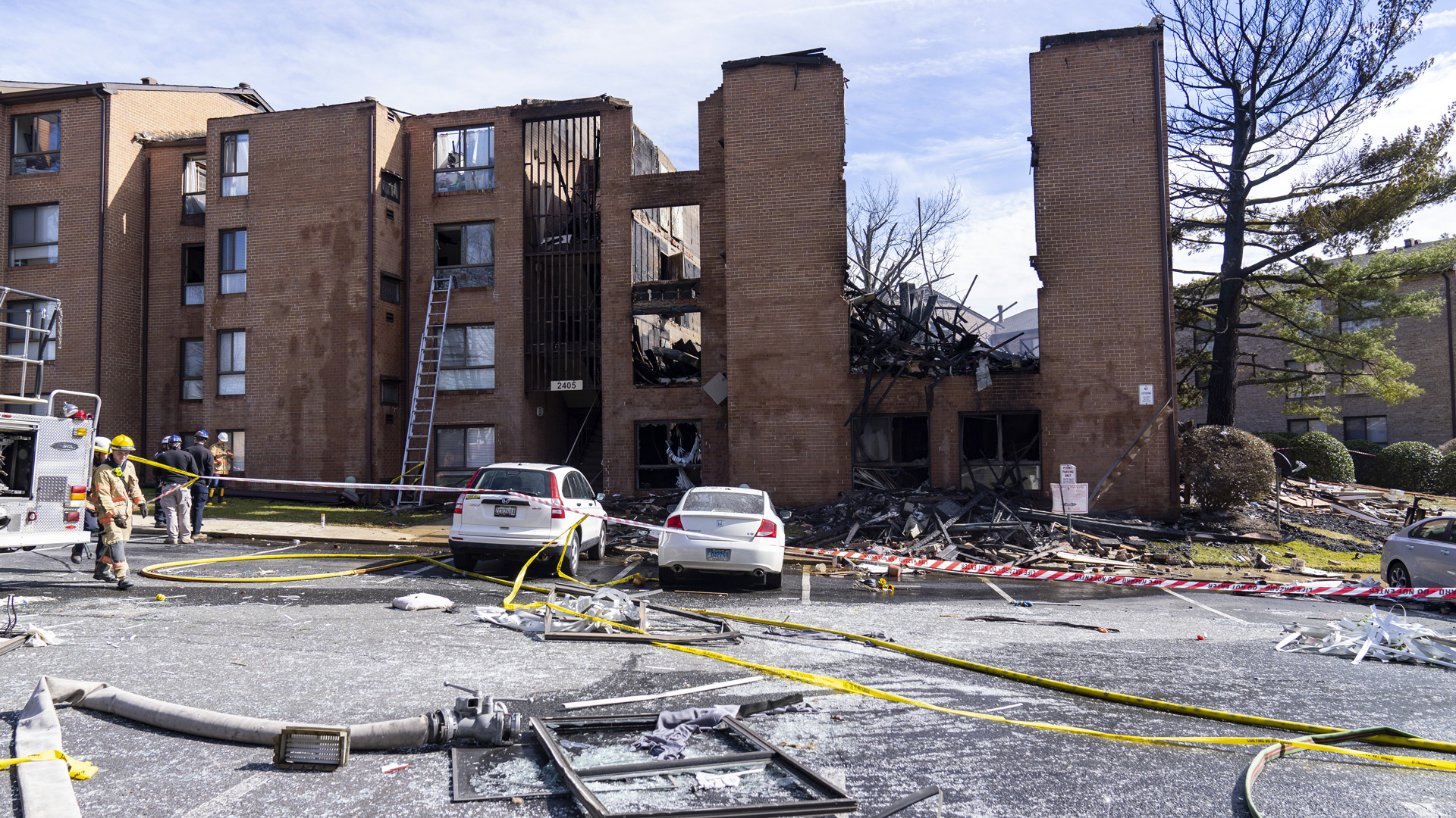 Residentes del edificio que se incendió en Silver Spring están ...