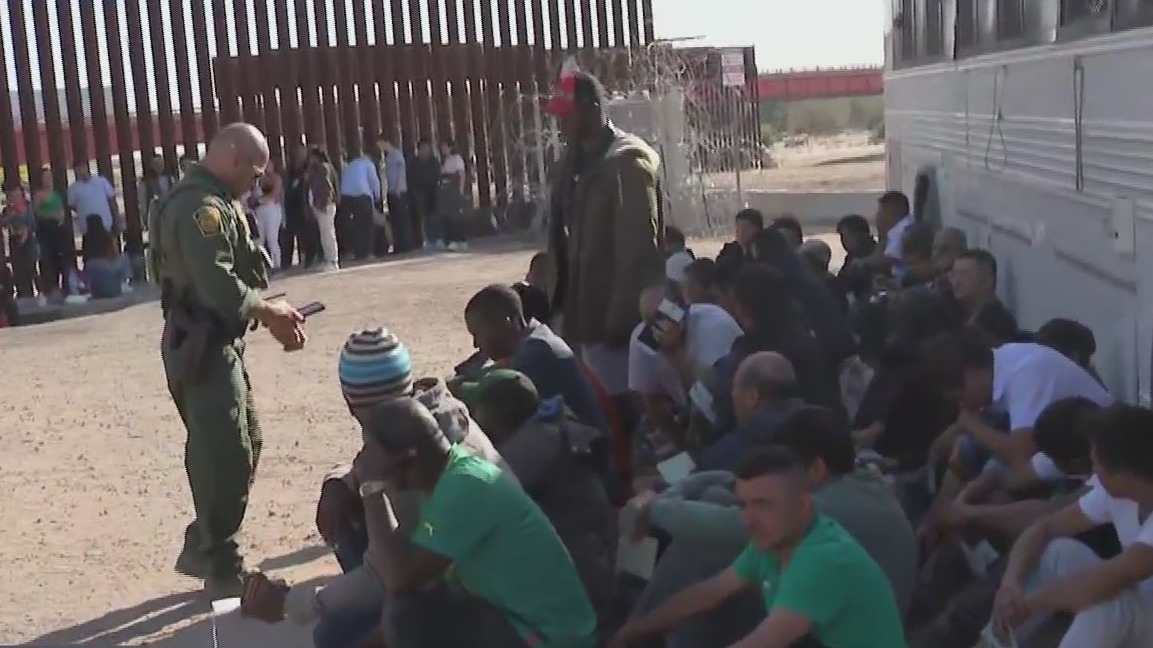 Así fueron las últimas horas en la frontera de Arizona con el fin del ...