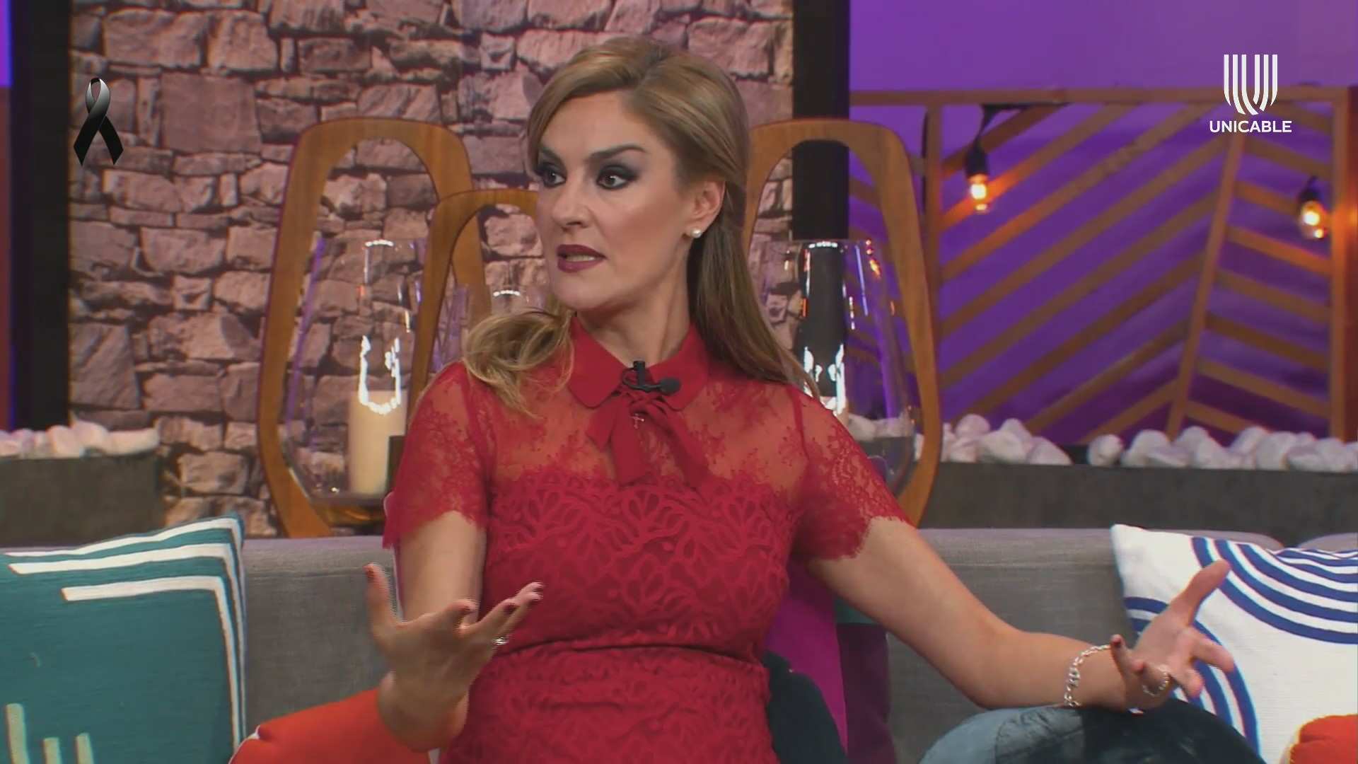 Chantal Andere revela que en la famosa escena de Marimar, a Thalía le ...