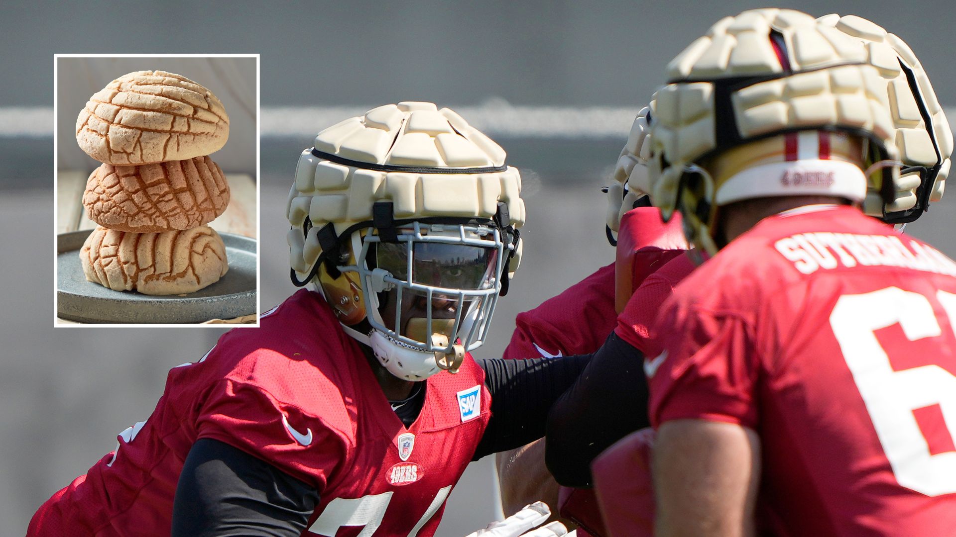 Cascos acolchados de los 49ers que parecen “conchas” de pan llaman la ...