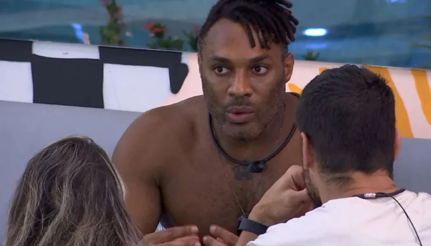 Bbb23 Fred Nicácio Arruma Briga Com Cara De Sapato Amanda E Bruna