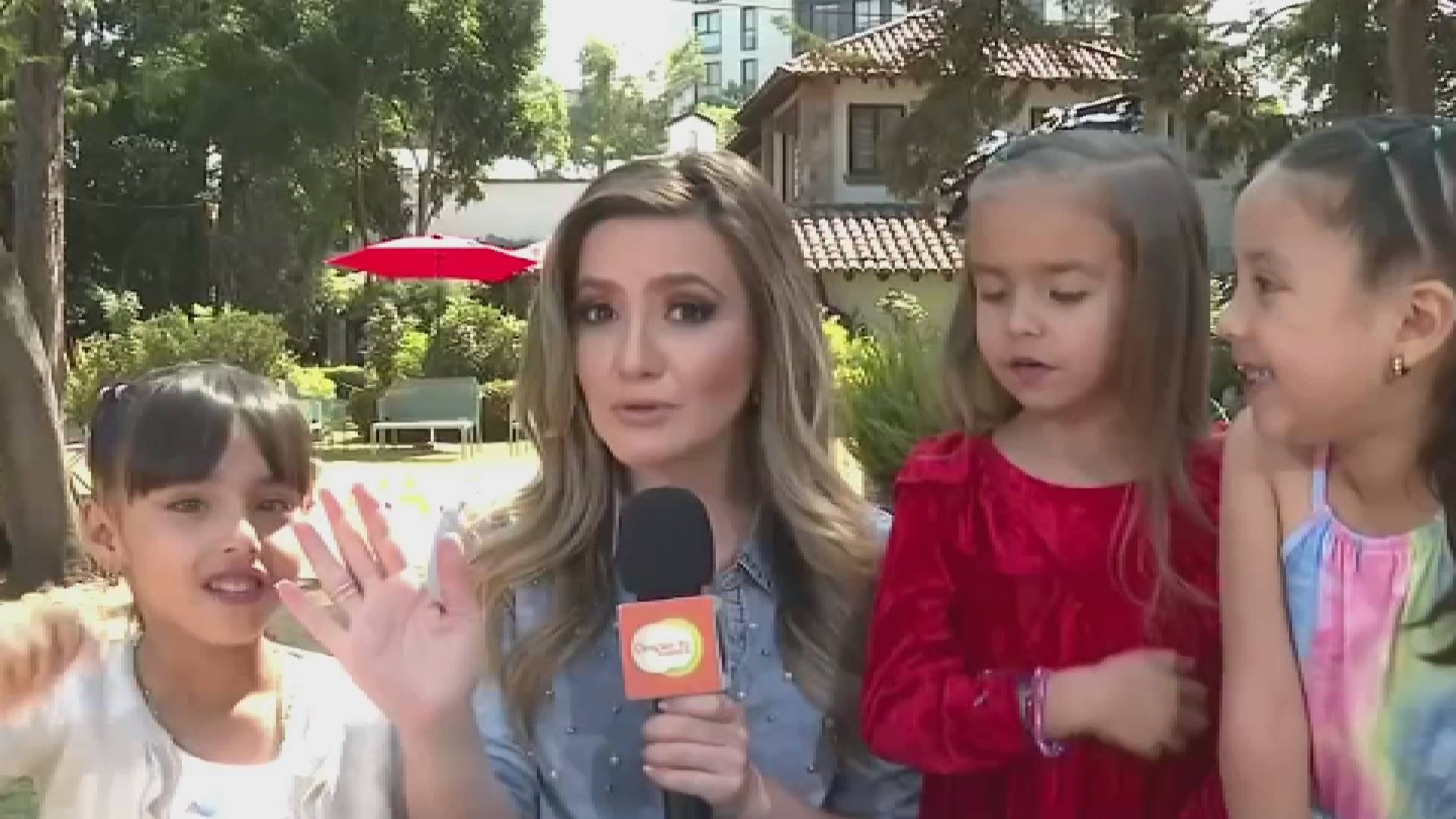 Las niñas de Mi Famoso y Yo nos dieron un tour por su casa y probaron ...