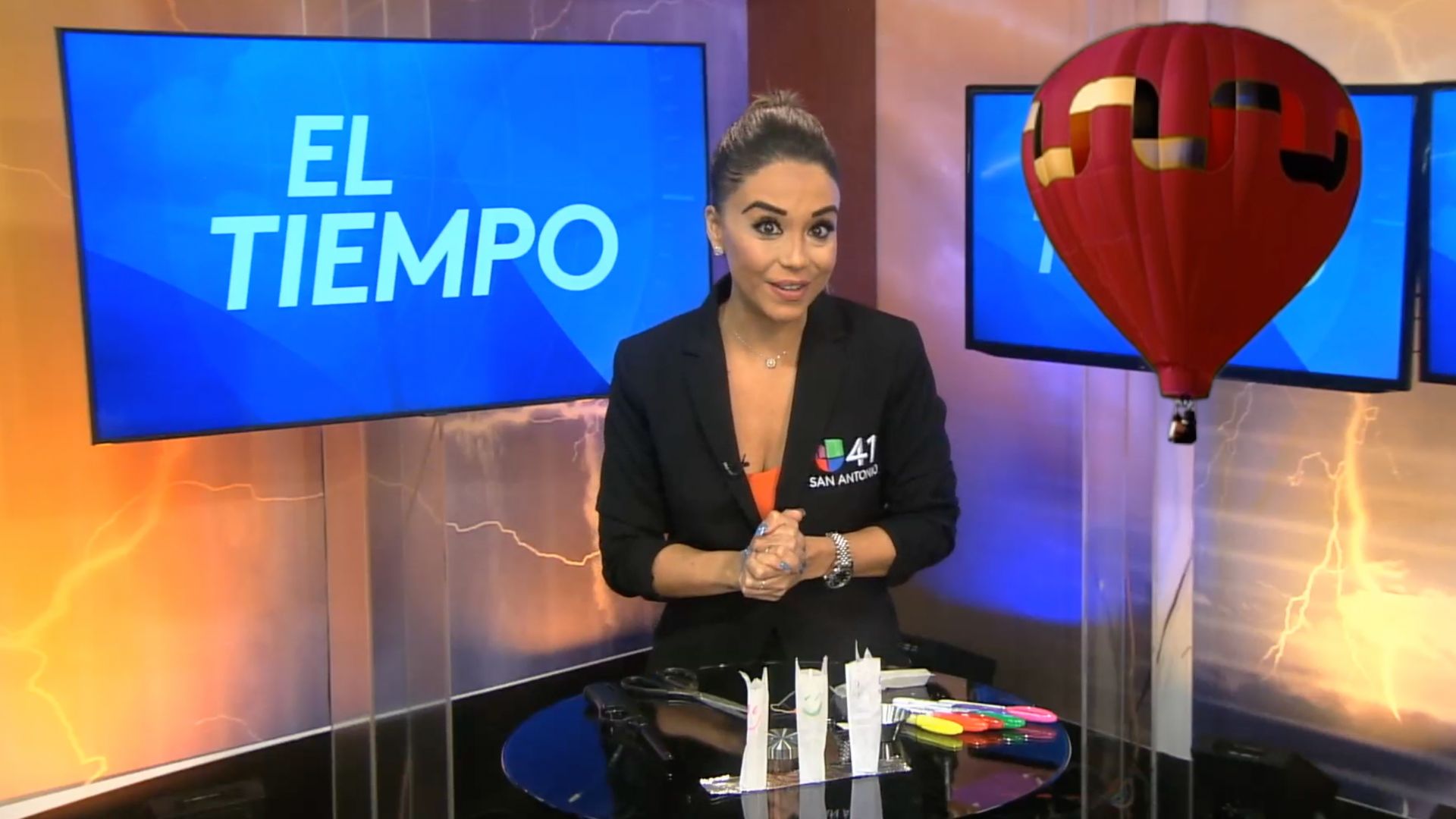 ¡Pongámoslo a prueba con Yaya! Creamos fantasmas flotantes con este ...