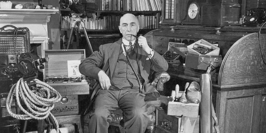 'Harry Price', el primer cazafantasmas real | Canal 5 Home Series | Canal5