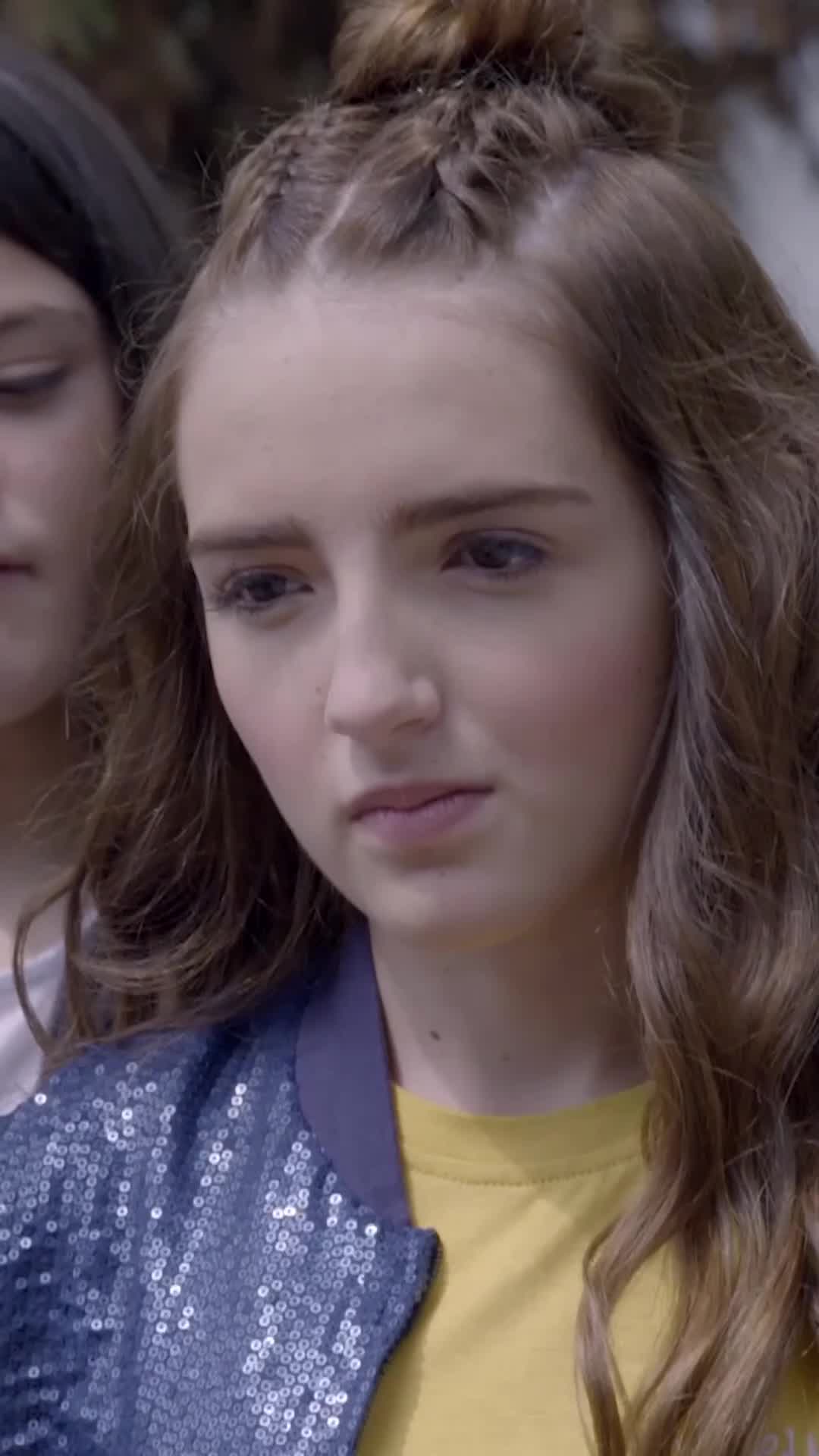 Deja de utilizar tu grasa para andar de resbalosa con mi novio | Series ...