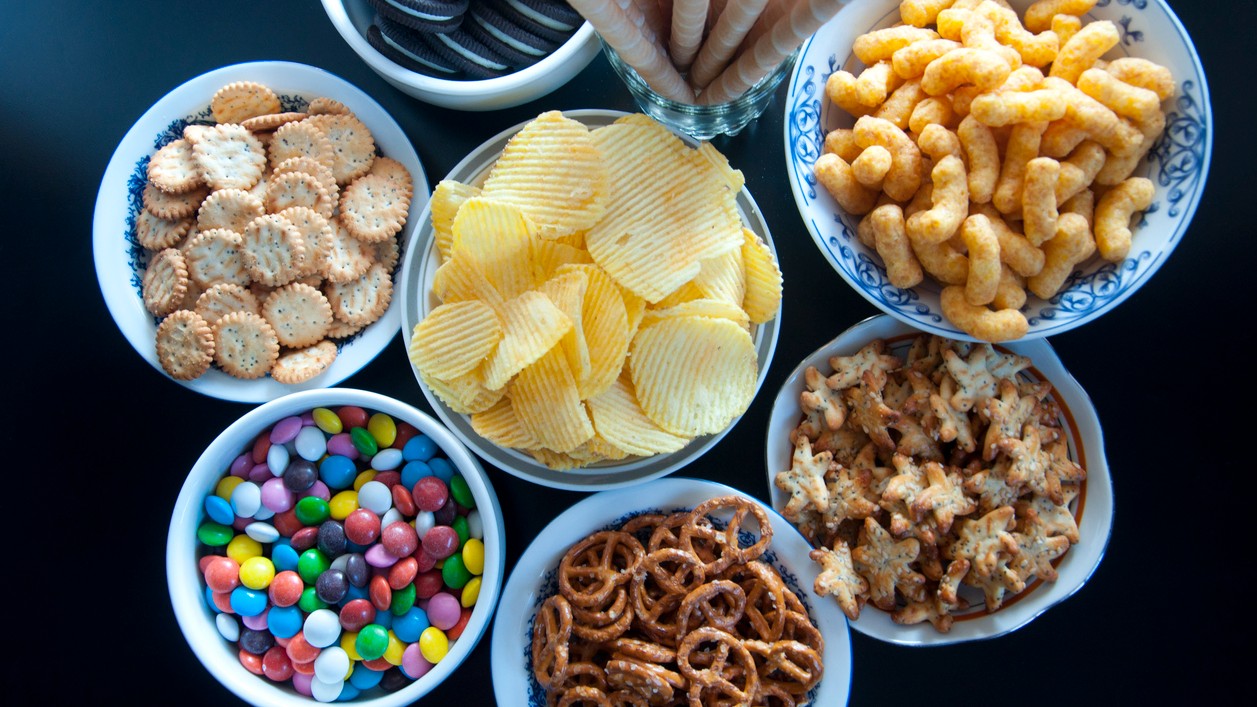 Ultraprocessados são quase 1/3 da dieta dos adolescentes no Brasil ...