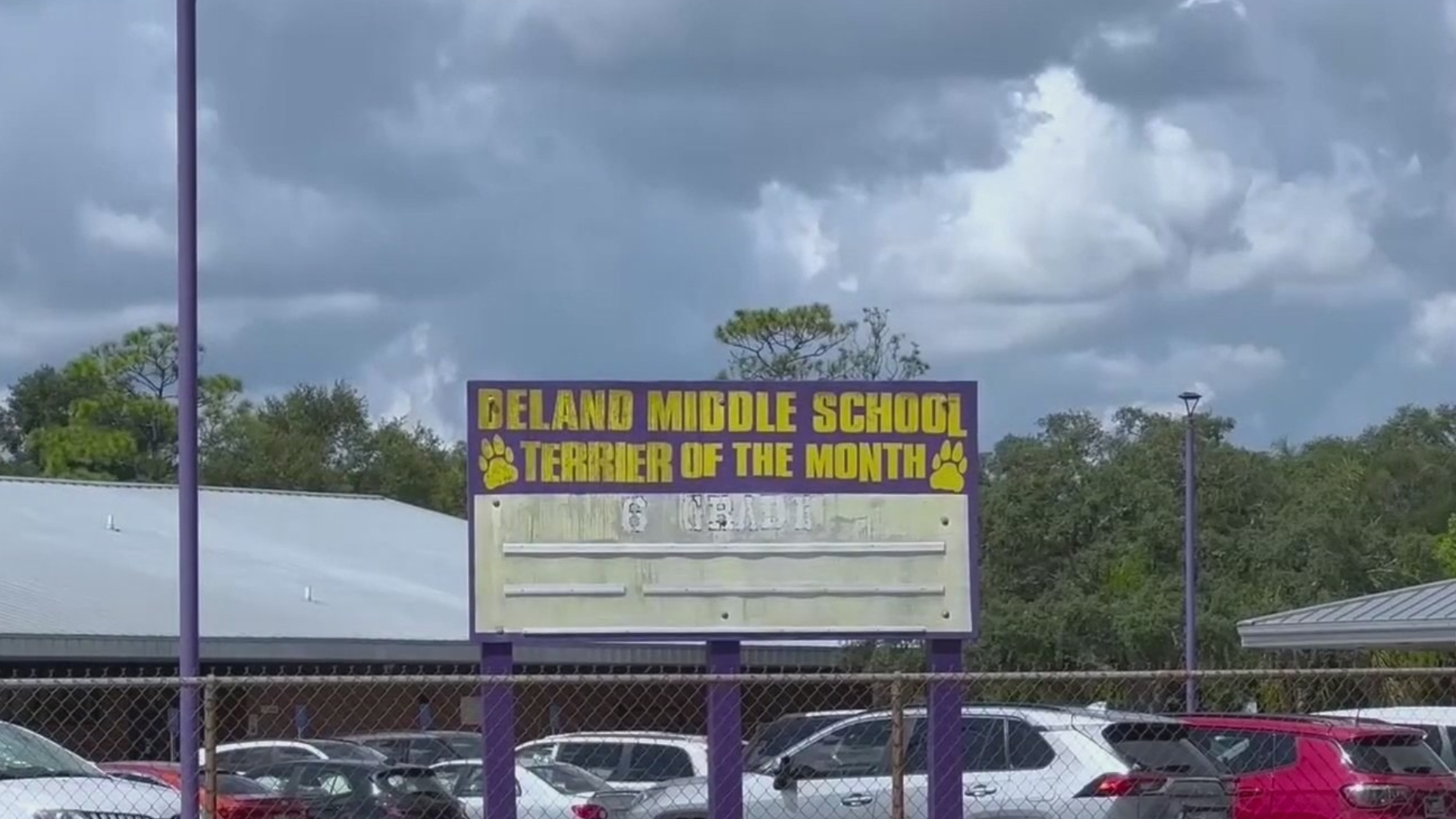 Arrestan a estudiante de DeLand Middle School por portar un arma en su ...