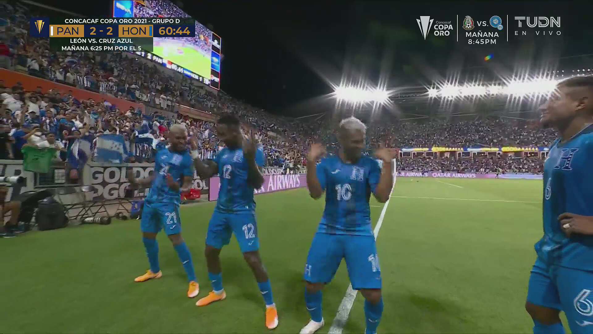 ¡Una locura! Alexander López prende el esférico y pone el 2-2 ...