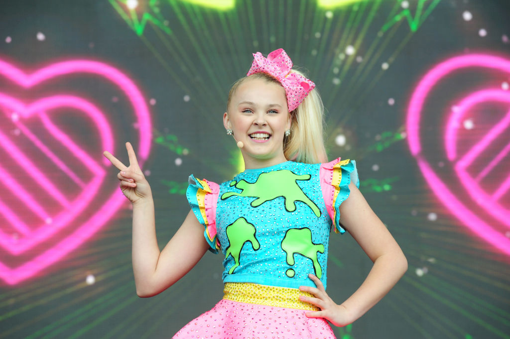 JoJo Siwa armó una fiesta de Pride que se salió de control y la policía ...