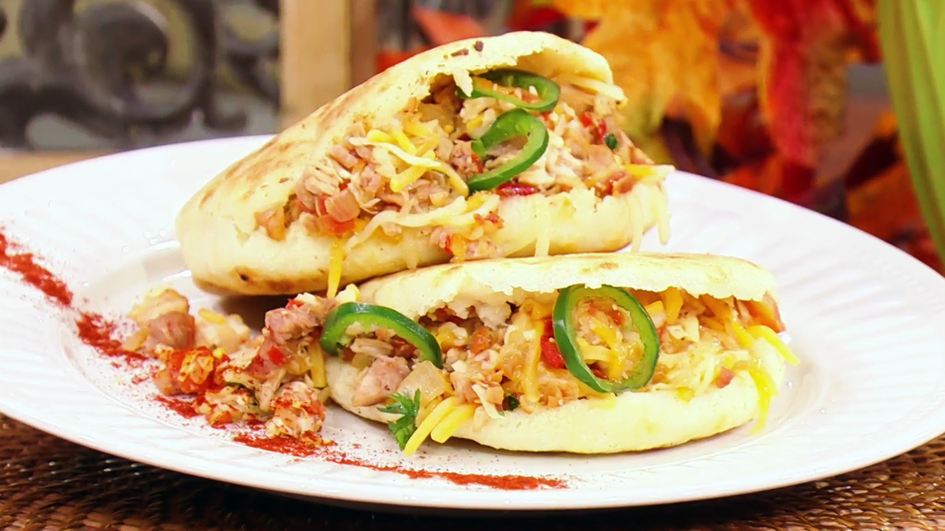 Receta de arepas rellenas de pavo y queso (con el secreto del Chef ...