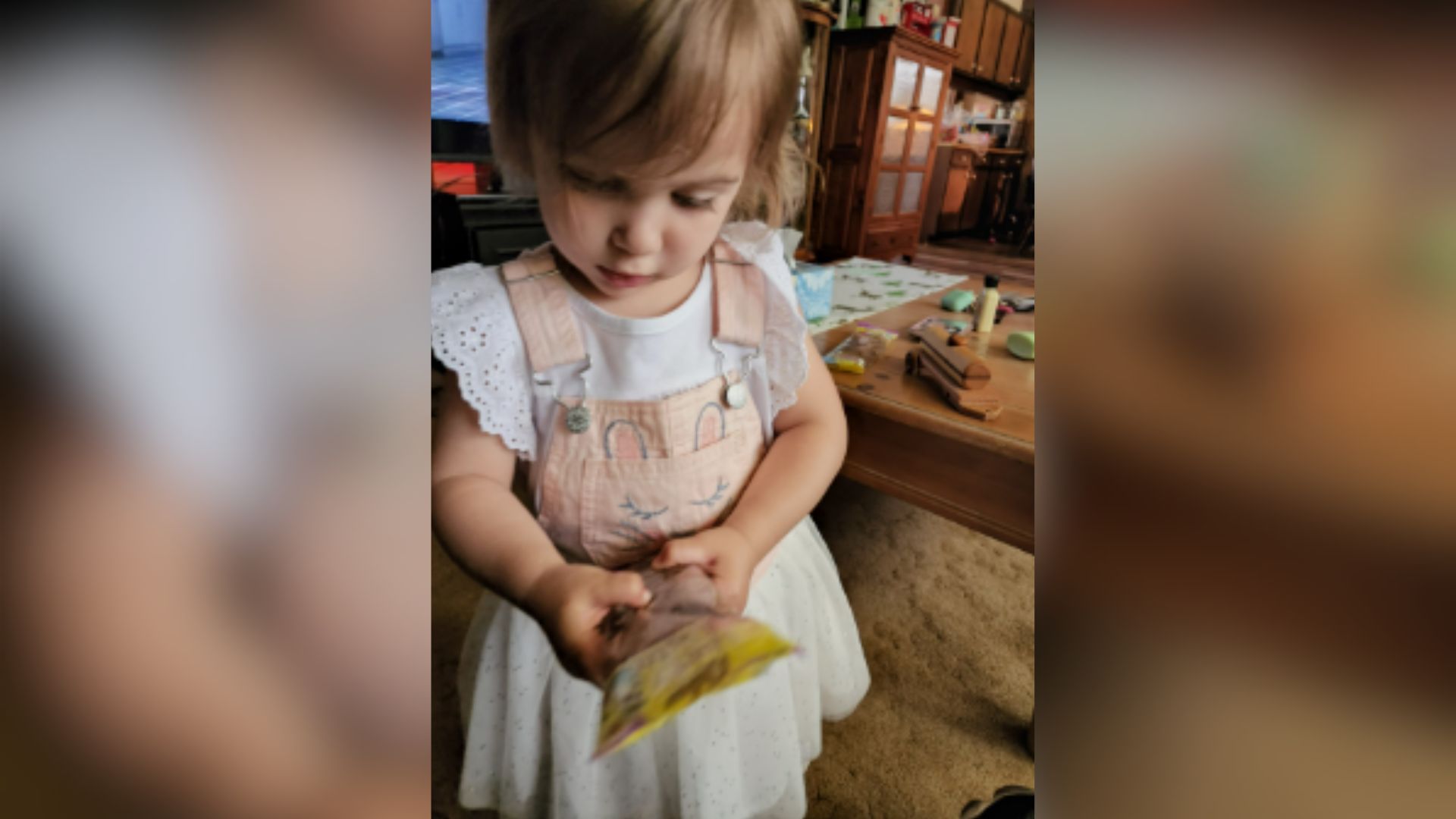 Policía emite Alerta Amber para Adalyn Mae Hochstetler, una niña de 3 ...