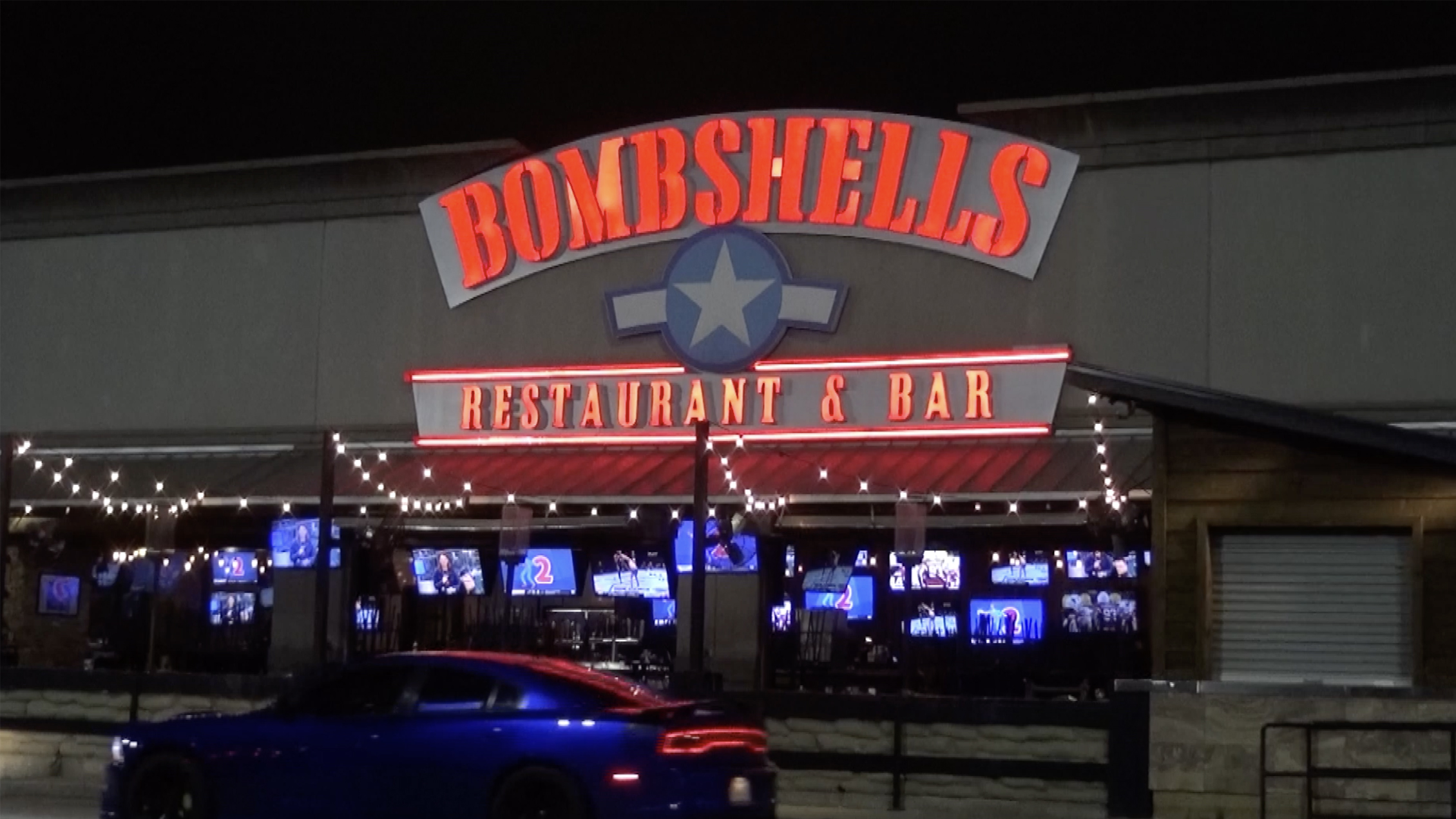 Asesinato afuera del bar Bombshells en la autopista Gulf Fwy: se trata ...