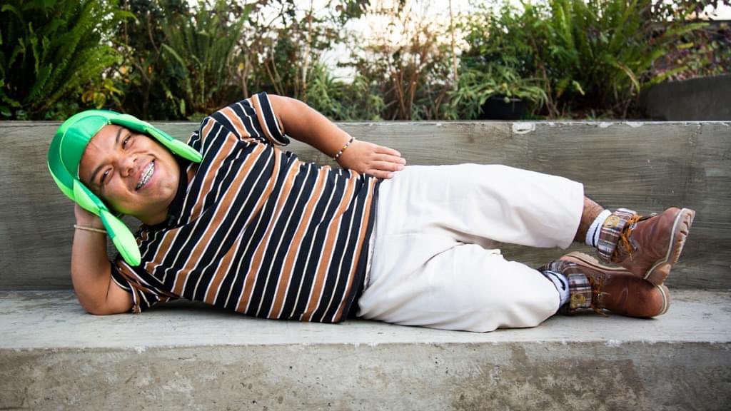 Medio Metro: Así se ve con su nuevo disfraz y su nuevo pasito de baile ...