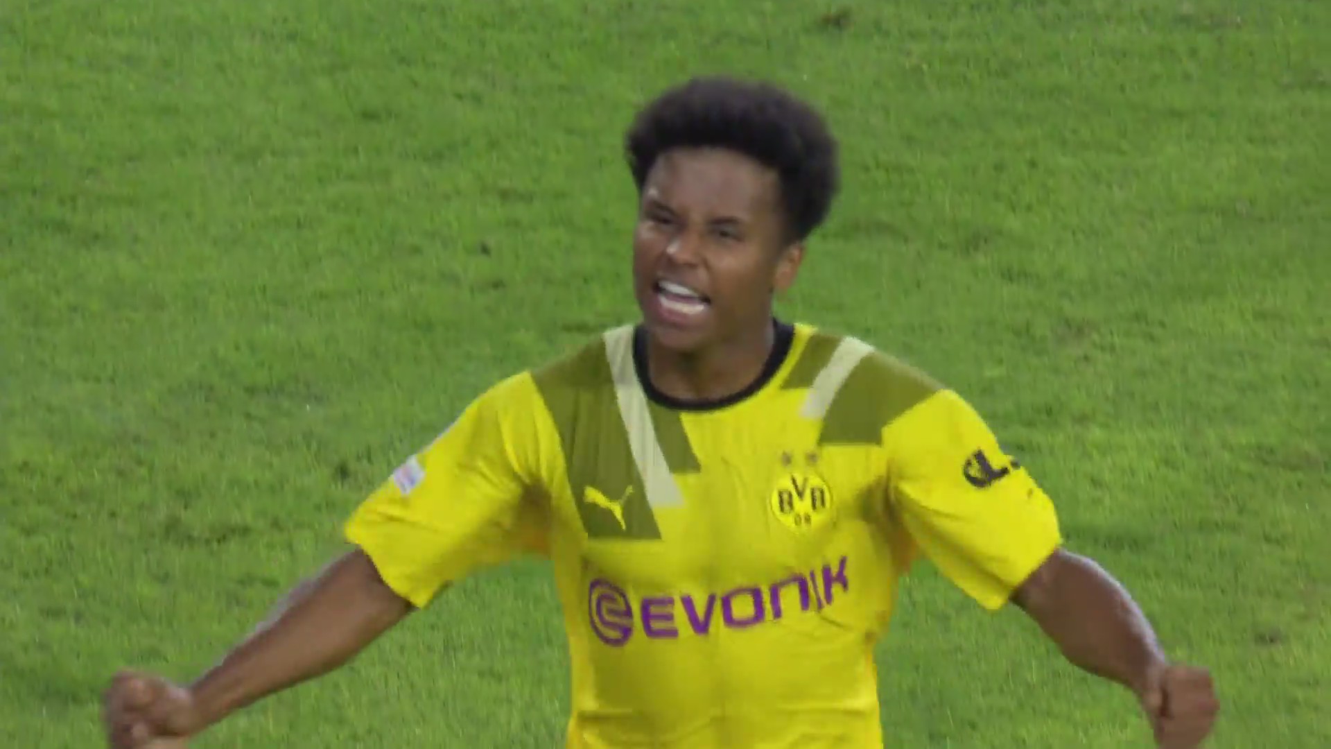 ¡Ya es goleada! Adeyemi pone el 0-3 del Dortmund en Sevilla | TUDN UEFA ...