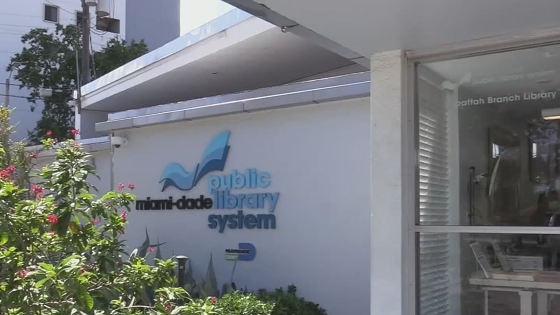 Comunidad de Allapattah pide que no destruyan su biblioteca publica ...