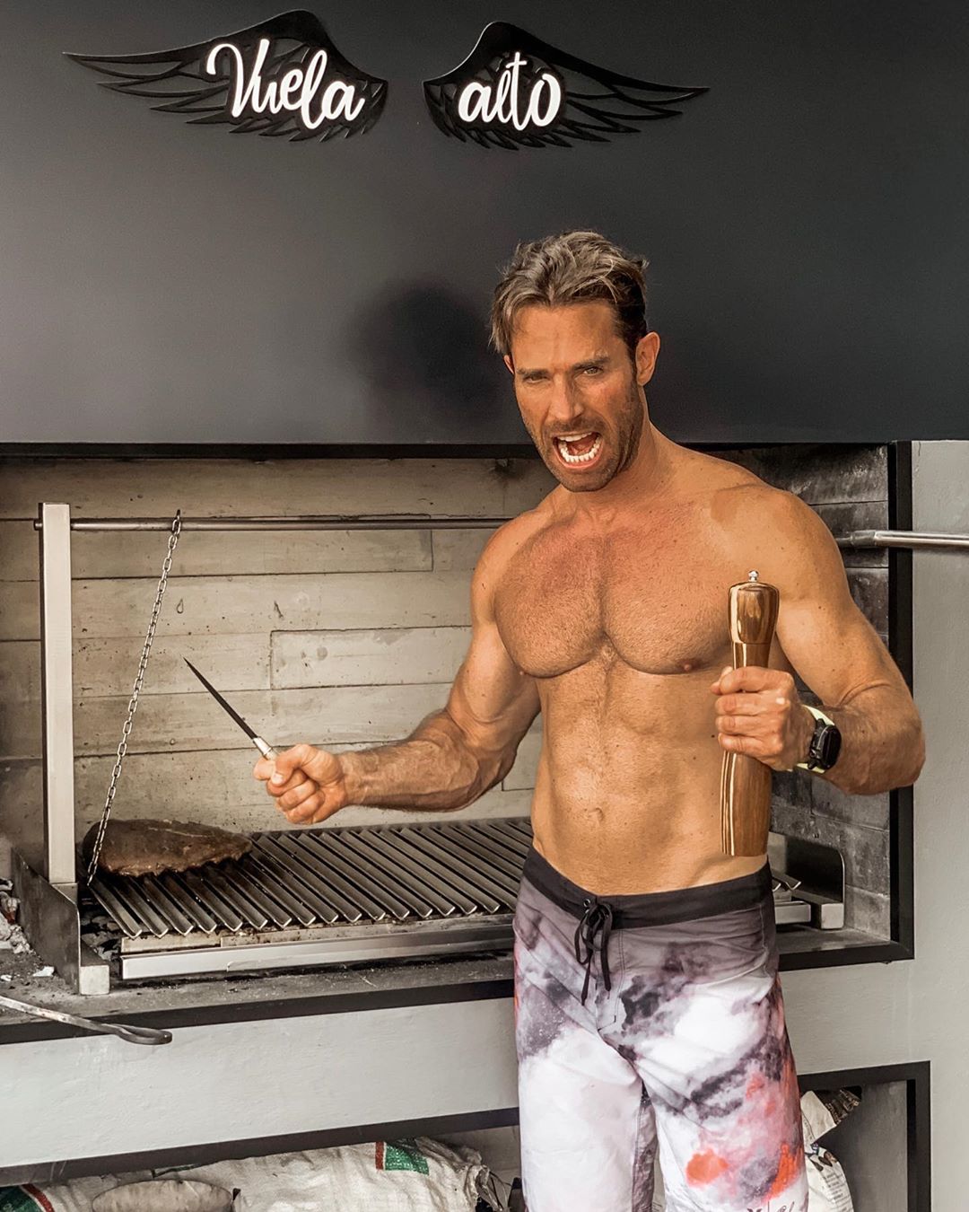 Sebastián Rulli imita a He-Man en cómico Tik Tok y fans se divierten ...