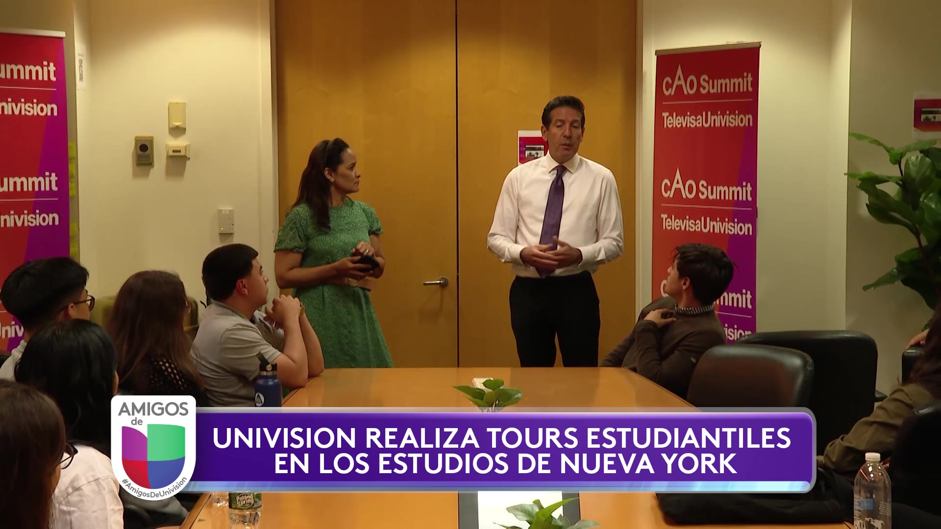 UNIVISION REALIZA TOURS ESTUDIANTILES EN LOS ESTUDIOS DE NUEVA YORK | Tu Ciudad Univision Nueva ...