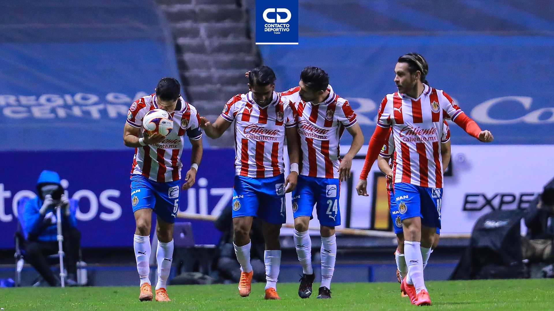 ‘Perro’ Bermúdez y la defensa de Chivas: “Recibe goles a raudales ...