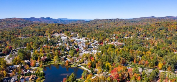 Highlands, la “Mejor ciudad pequeña de montaña de Estados Unidos ...