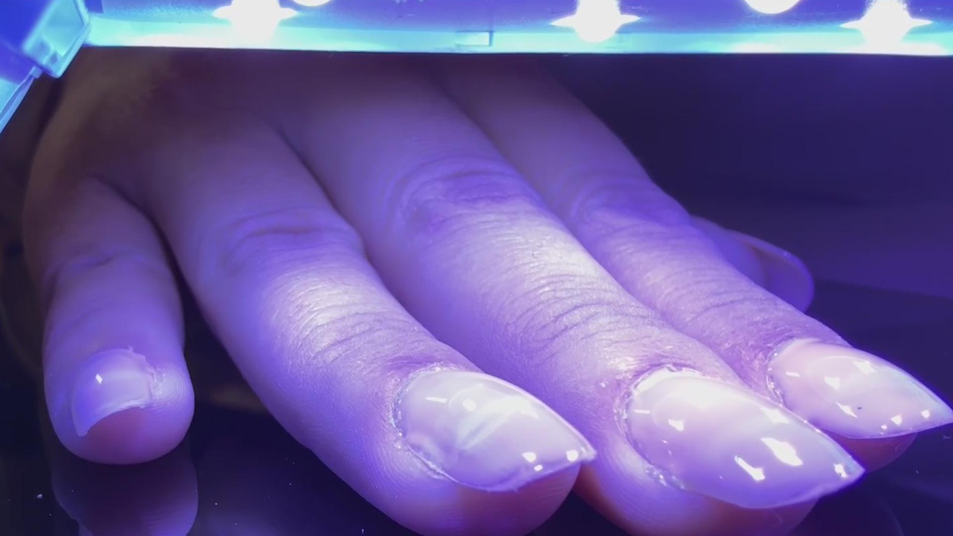 Posibles riesgos a la salud por la exposición a luz ultravioleta ...