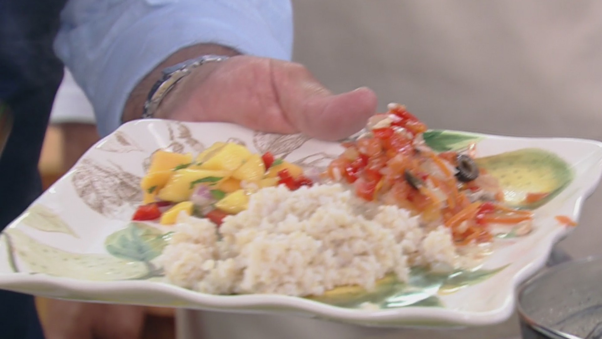Receta de Pescado Caribeño con el Chef Pepin y Paty Navidad | Delicioso ...