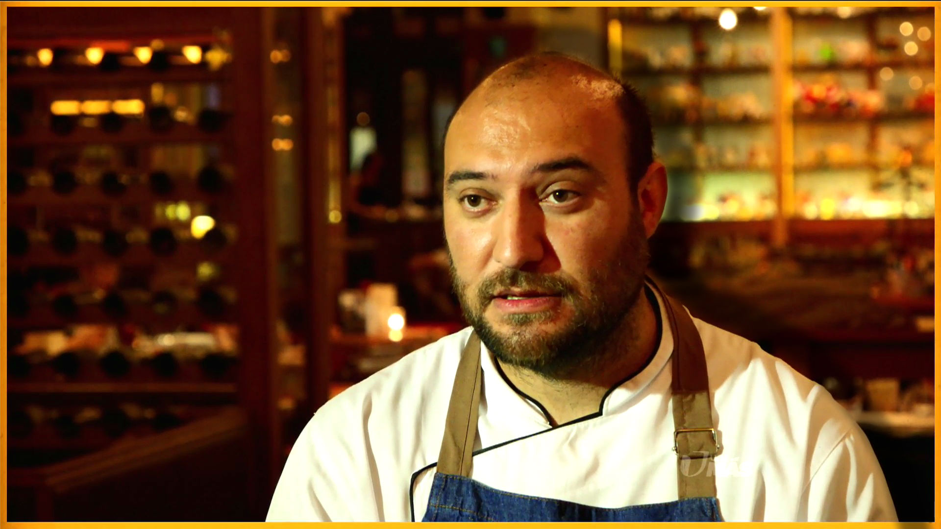 Esta es la vida de Javier, un chef argentino que desde hace dos meses ...