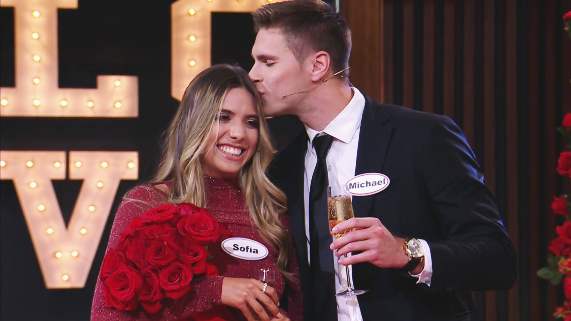 Sofía y Michael ya son novios: esta fue la romántica petición vivida en ...