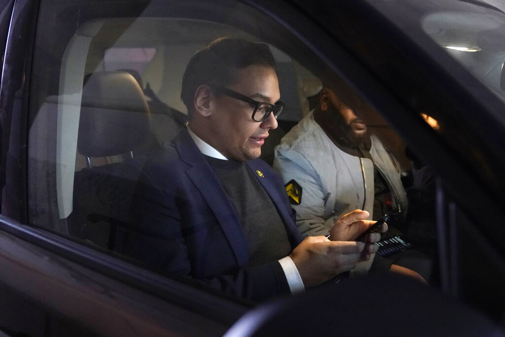 Investigación muestra vínculos entre George Santos y primo de oligarca ...