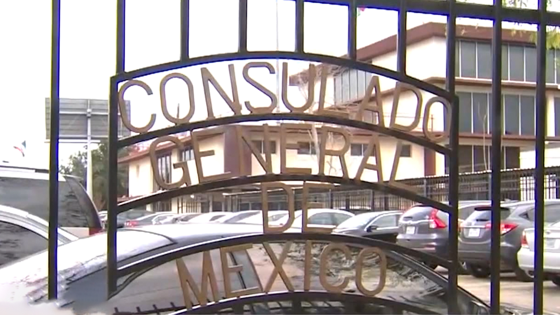 El Consulado de México en Houston cambiará de domicilio | Univision 45 ...